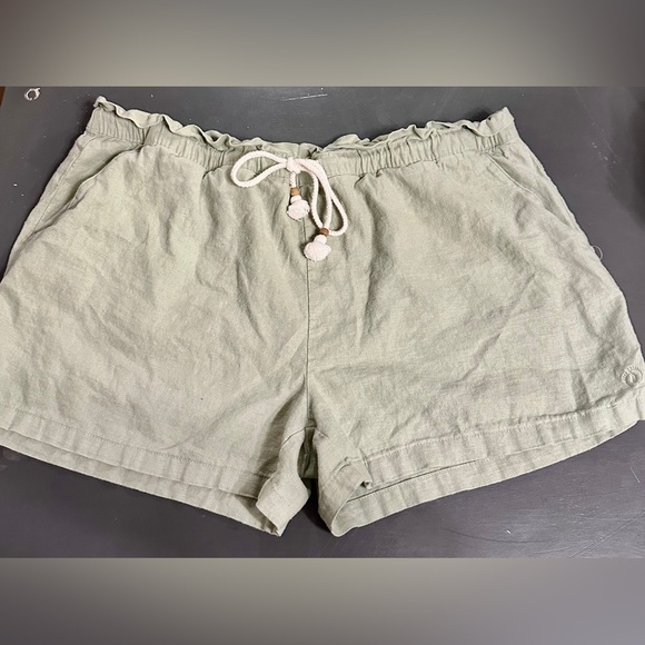 Hang Ten | Shorts | Hang Ten Santa Teresa Linen Blend Shorts Ruffle ...